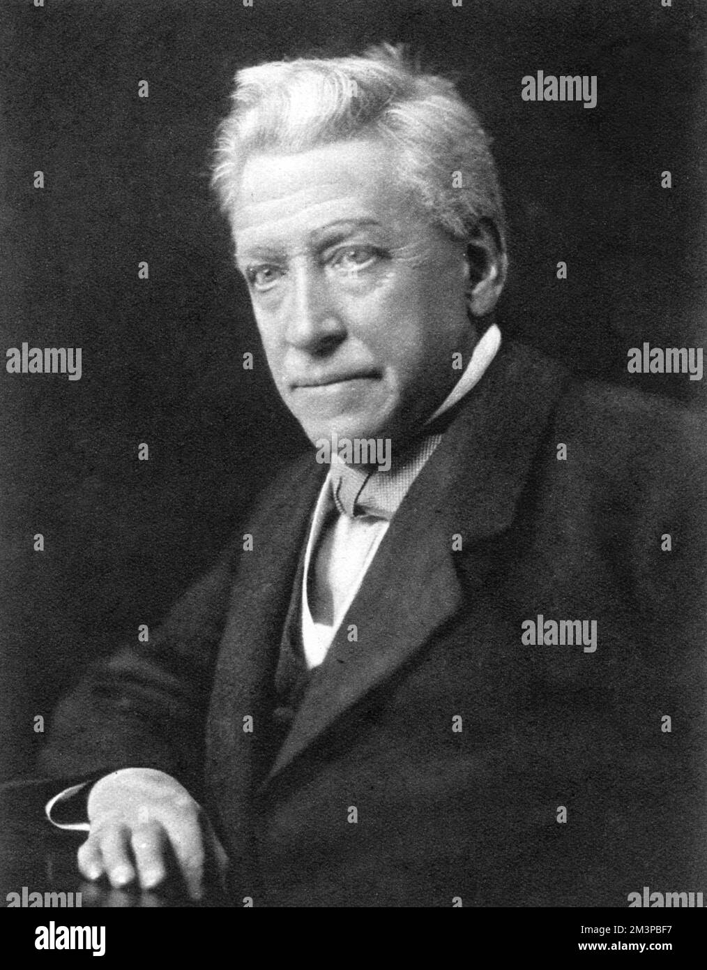 Lord hesketh hi-res stock photography and images - Alamy