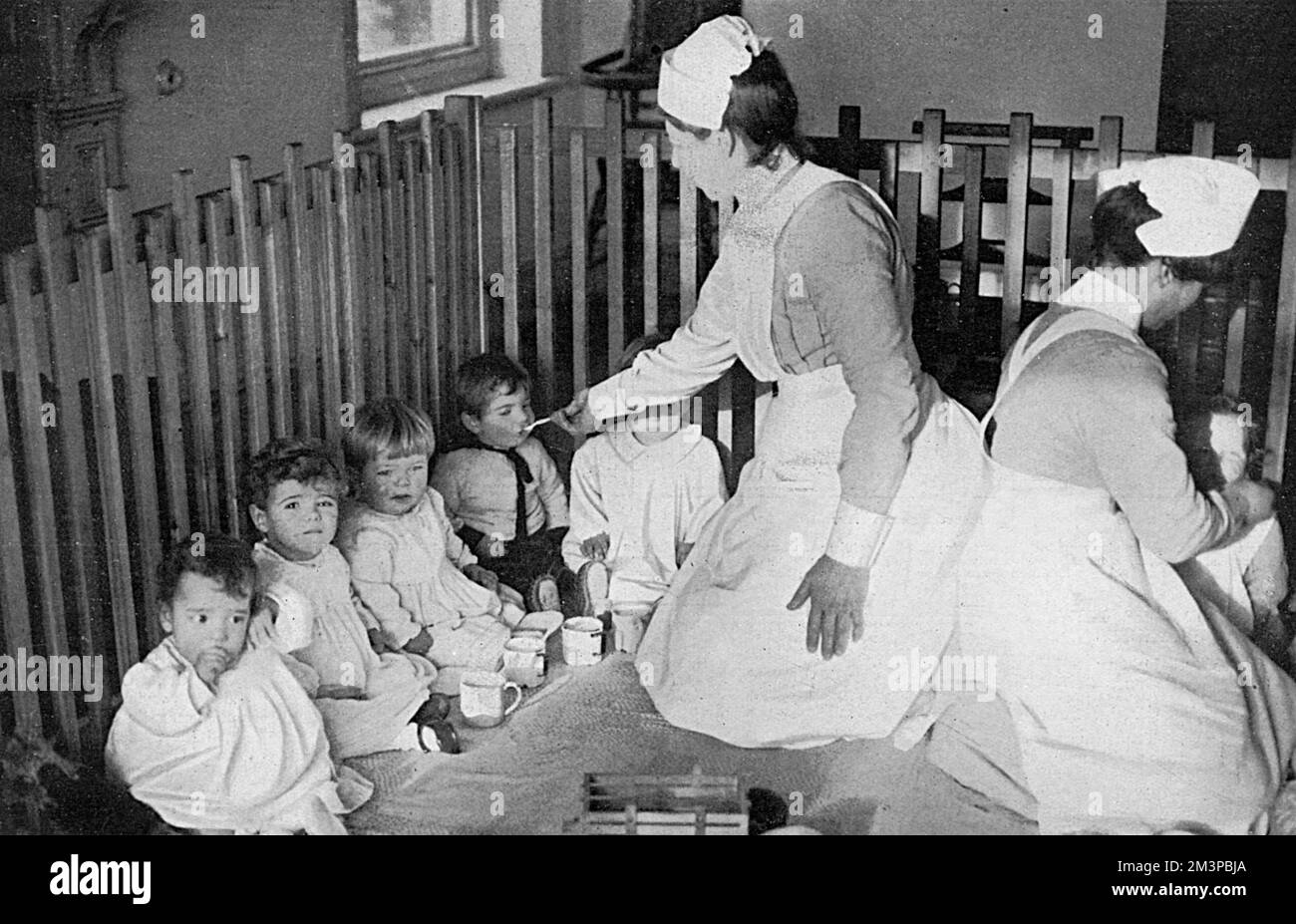 Home for soldiers' children, Lady Maud Barrett Home, WW1 Stock Photo ...