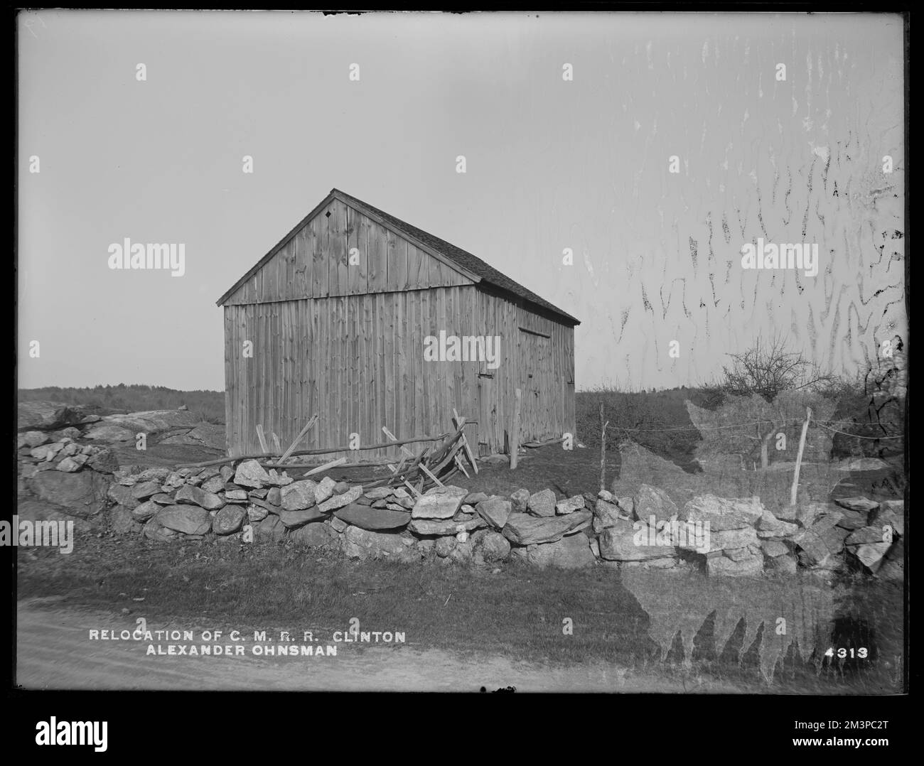 Clamshell architecture Black and White Stock Photos & Images - Alamy
