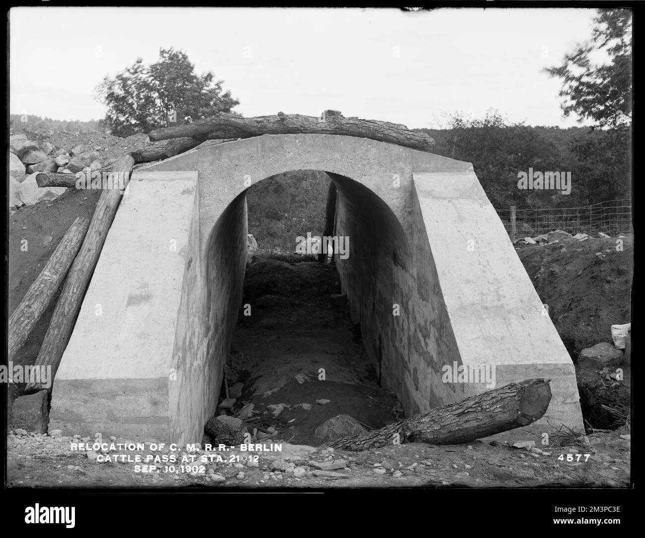 Relocation Central Massachusetts Railroad, cattle pass at station 21+12 ...