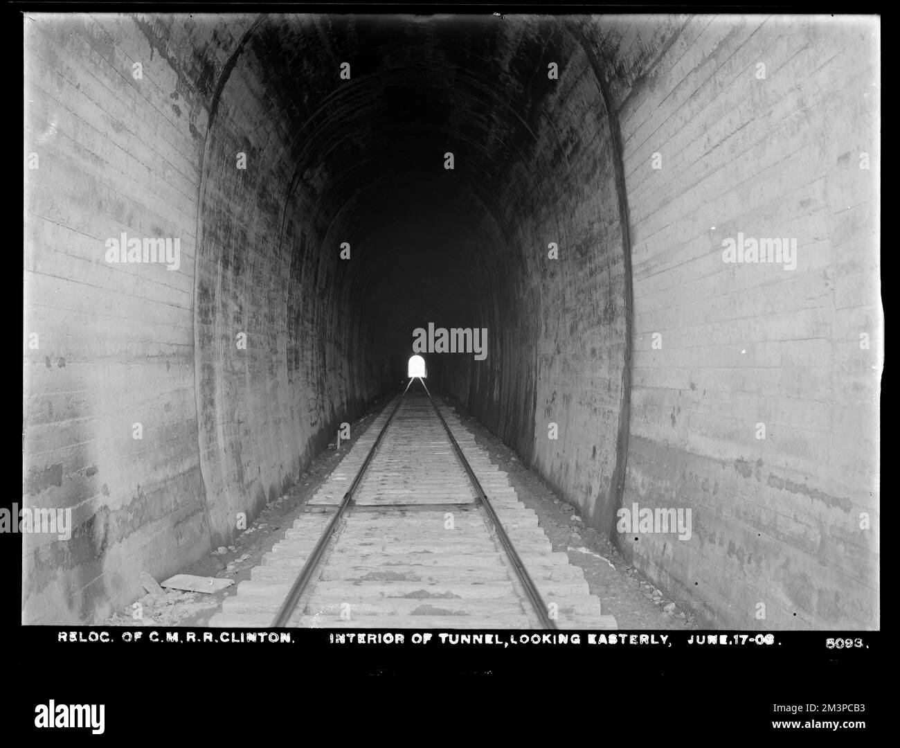 Relocation Central Massachusetts Railroad, interior of tunnel, looking ...