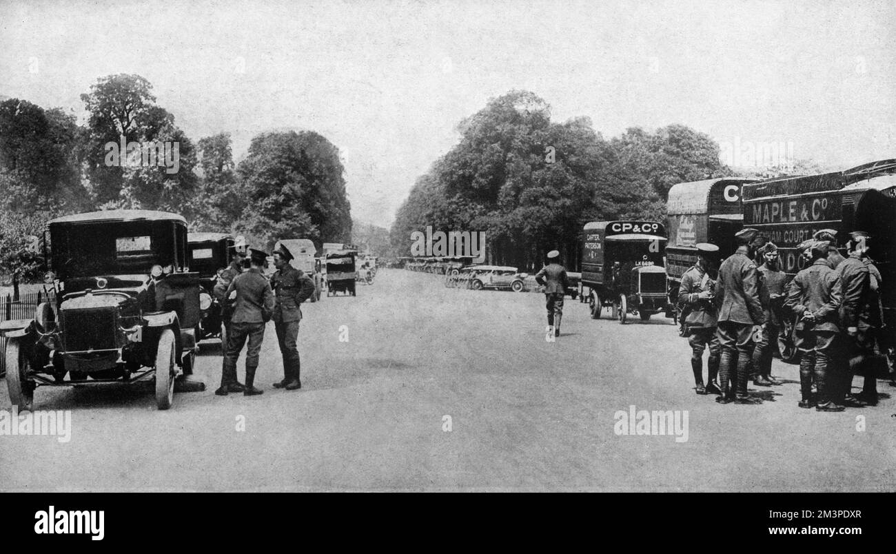 WW1 - Private and Commercial Vehicles Commandeered Stock Photo - Alamy