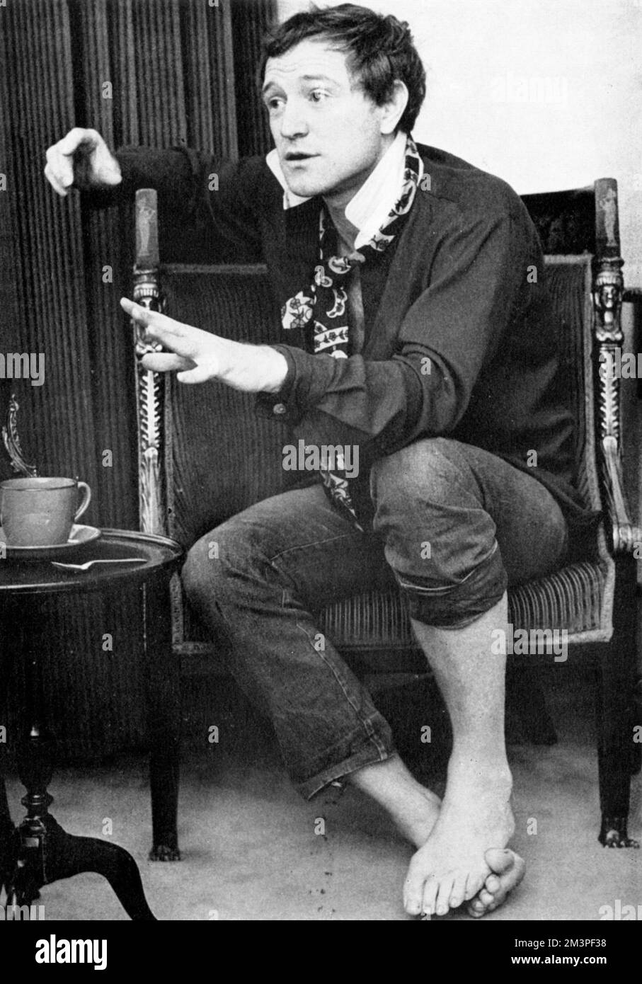 Irish actor richard harris hi-res stock photography and images - Alamy