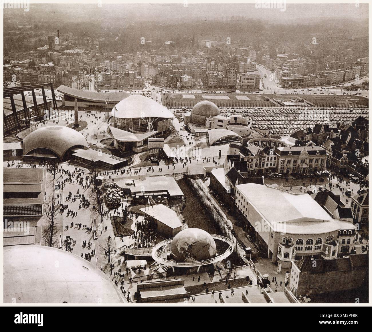 Atomic age hi-res stock photography and images - Alamy