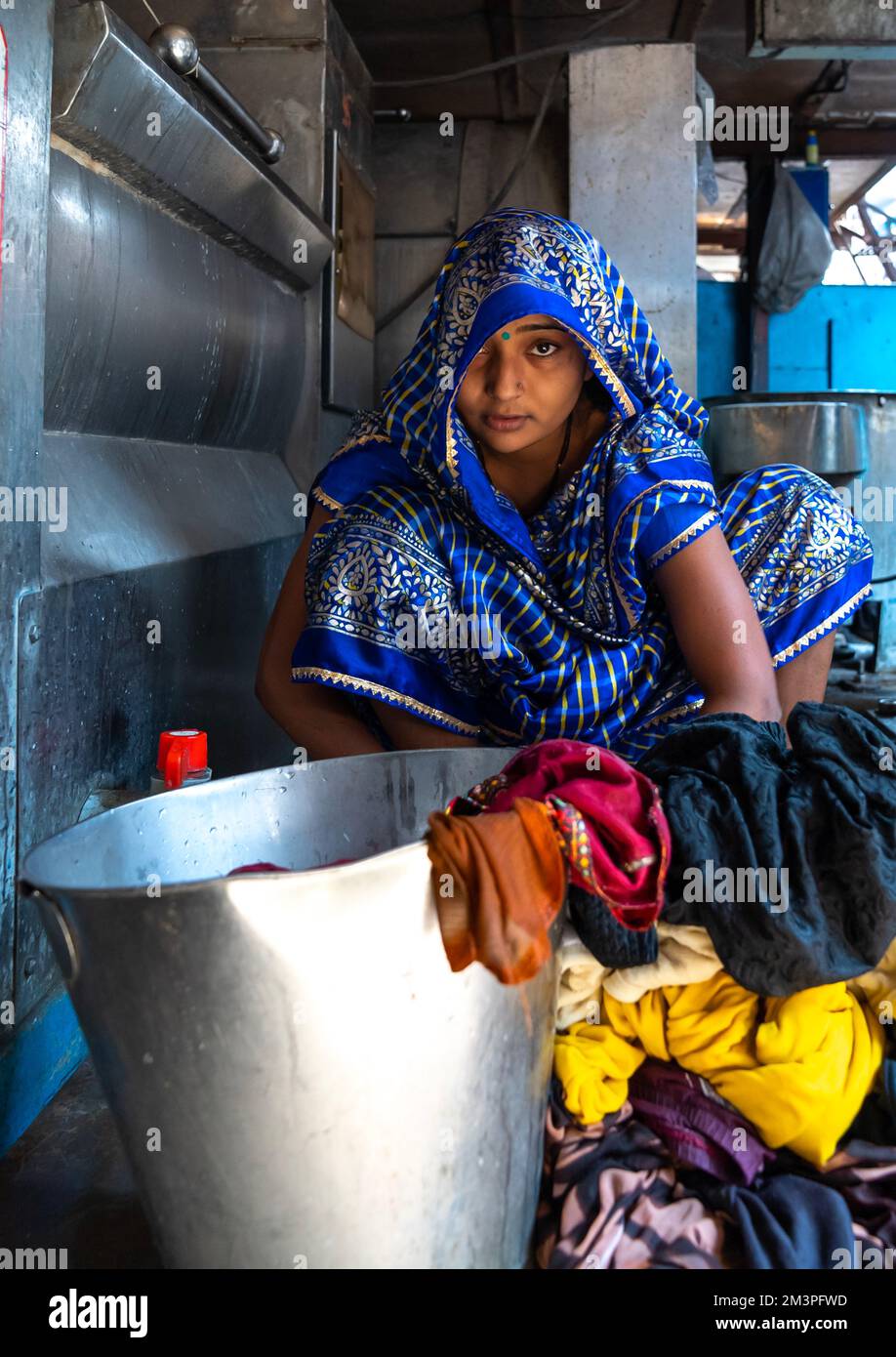 Laundry female Worker in Dhobi Ghat, Maharashtra state, Mumbai, India ...