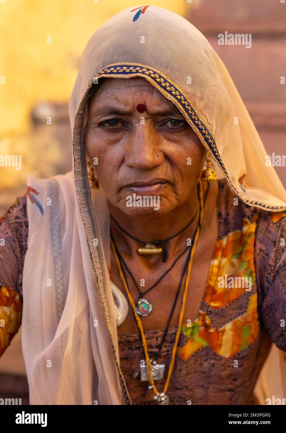 Portrait of Rajasthani woman, Rajasthan, Pushkar, India Stock Photo - Alamy