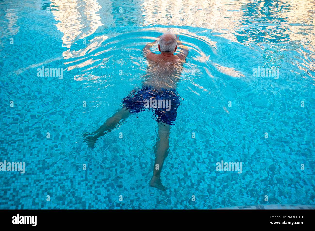 Pool float alone hi-res stock photography and images - Alamy