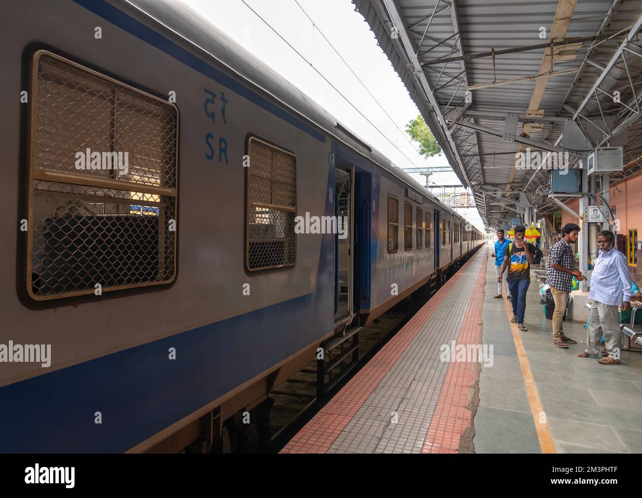 Train station, Puducherry, Pondicherry, India Stock Photo - Alamy