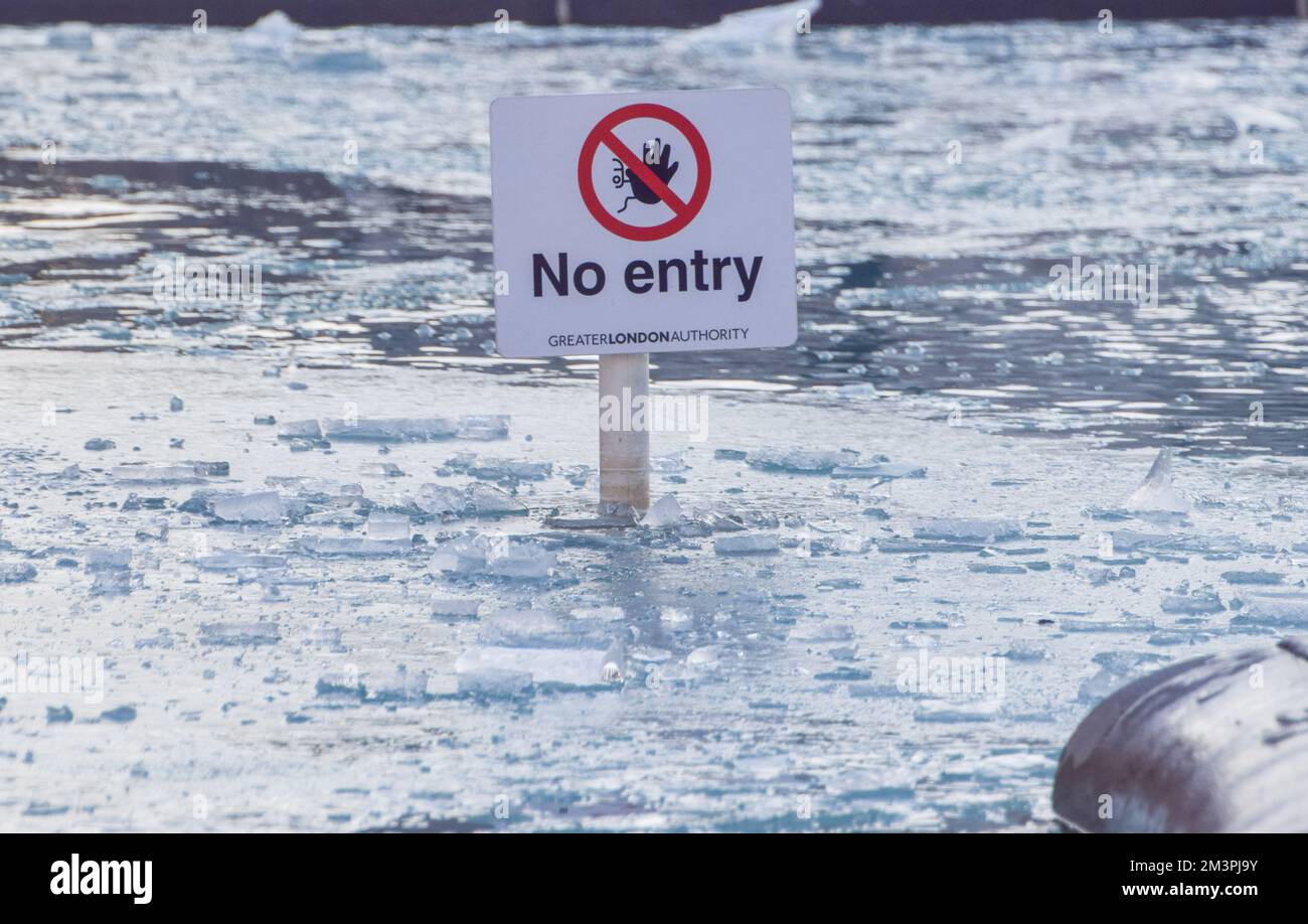 London, UK. 16th December 2022. Trafalgar Square fountains freeze as ...