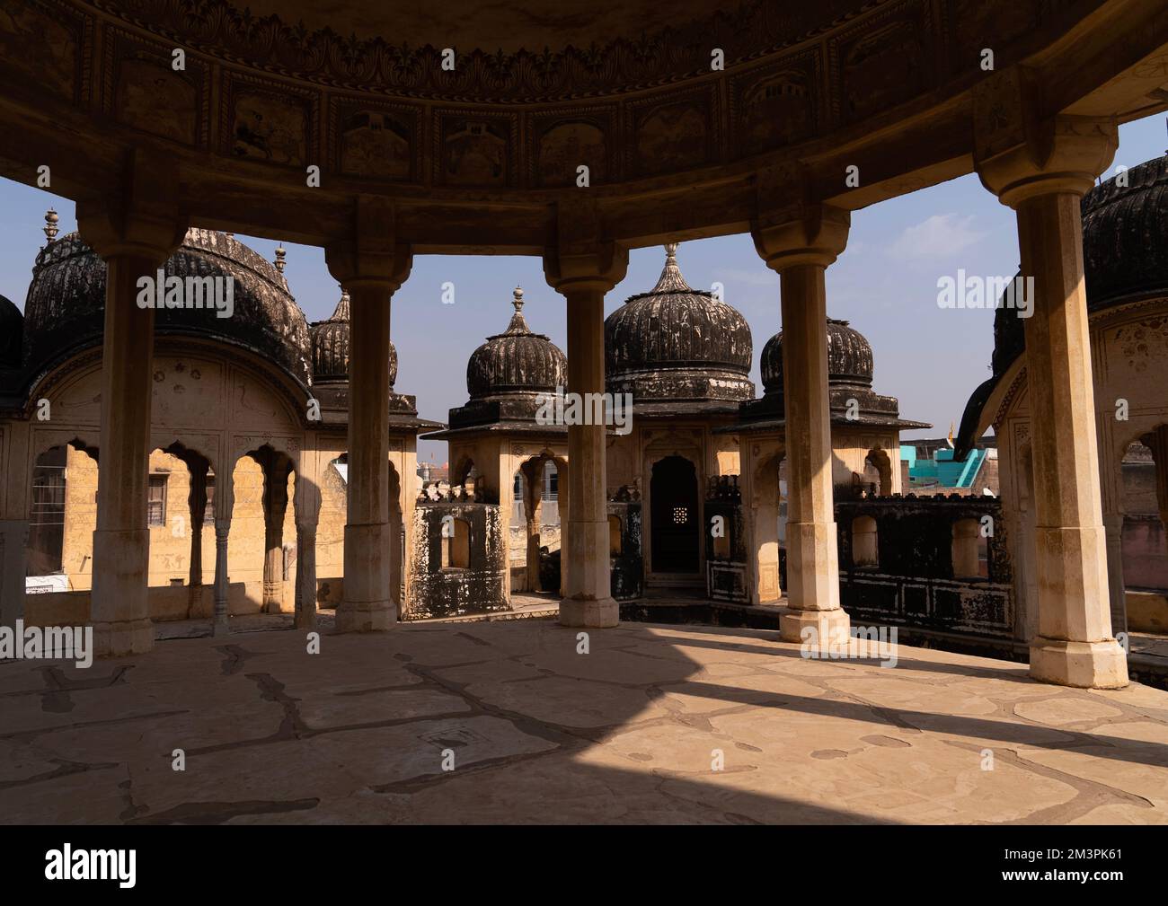 Chhatri mughal architecture hi-res stock photography and images - Alamy