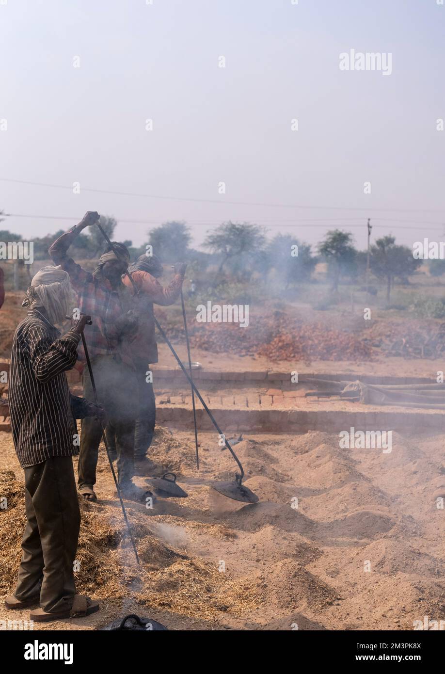 Traditional indian brick manufacturing hi-res stock photography and ...