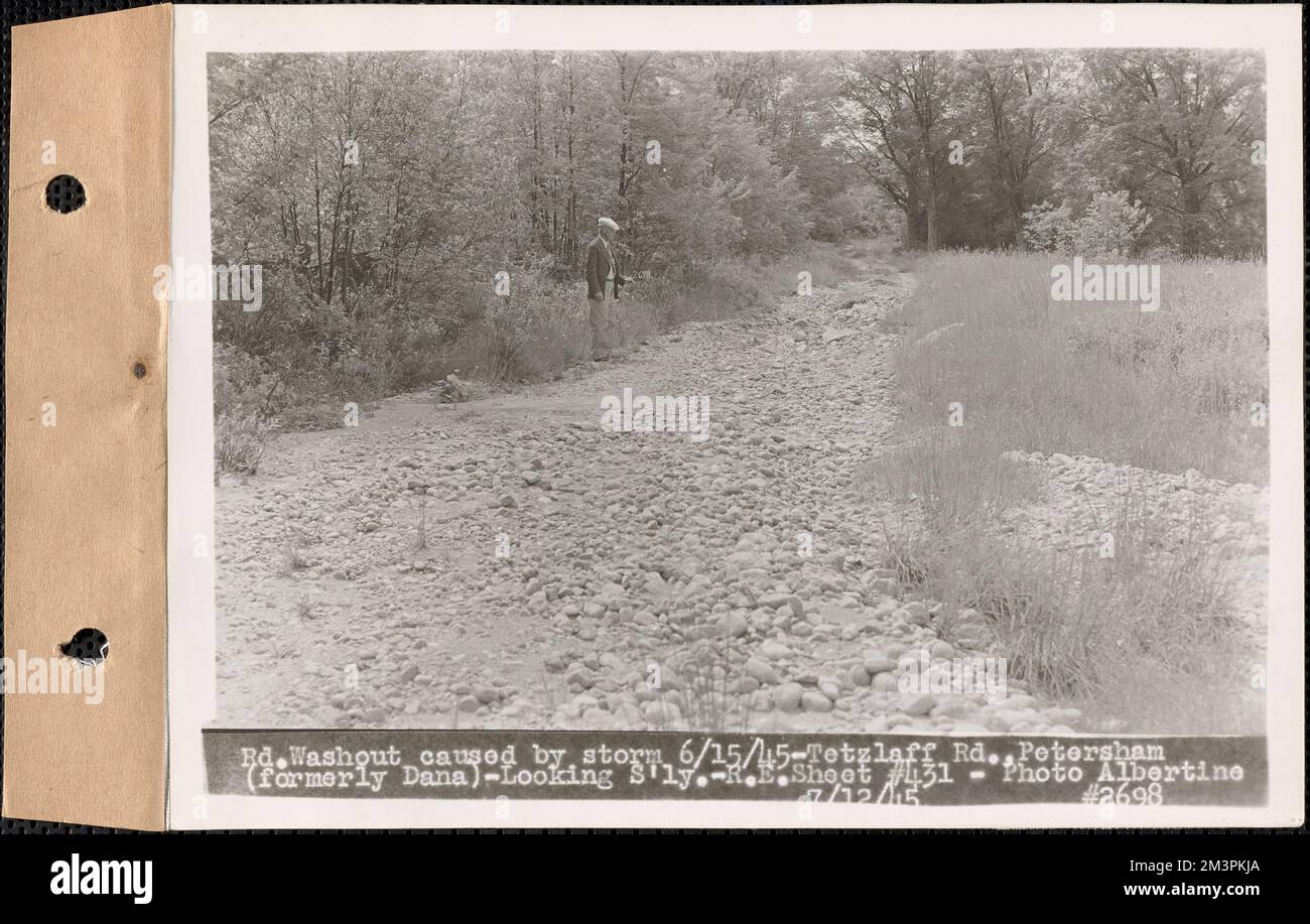 Road washout caused by storm June 15, 1945, Tetzlaff Road, looking ...