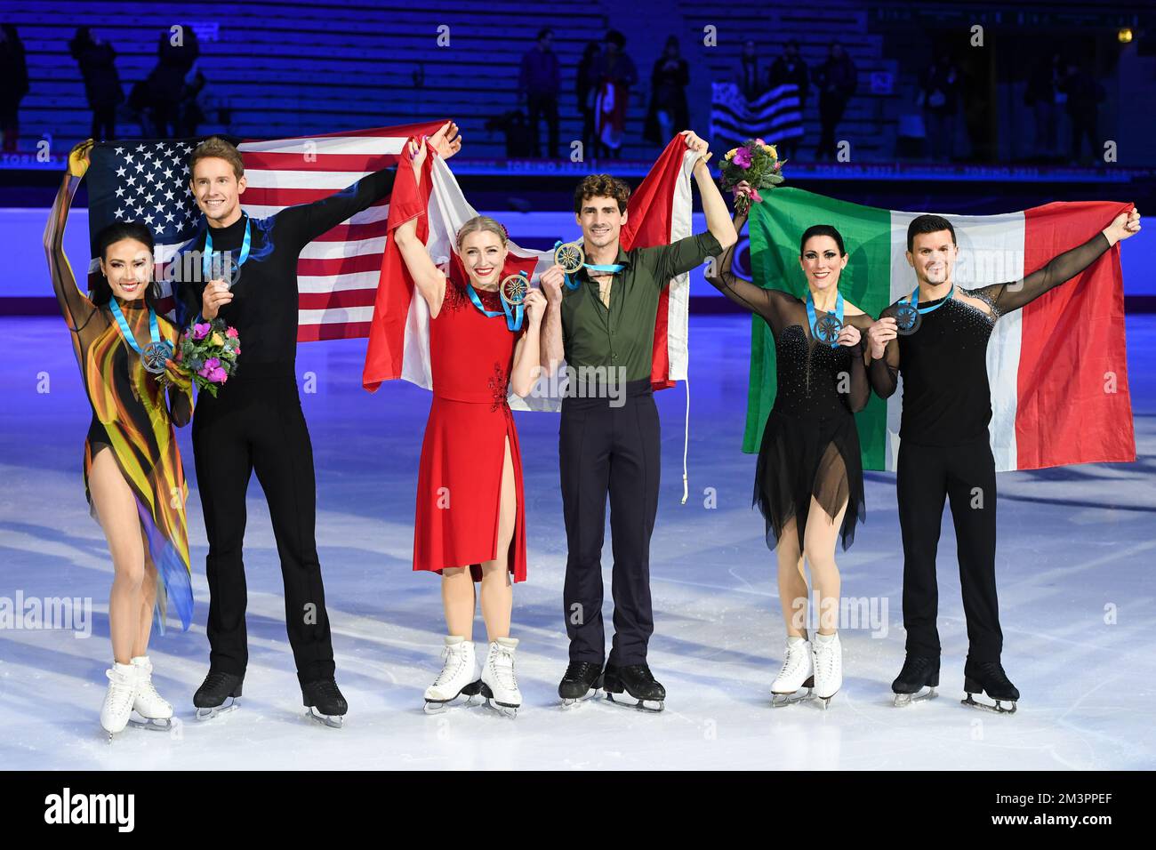 Senior Ice Dance Awards, L-R, Madison CHOCK & Evan BATES (USA) second ...