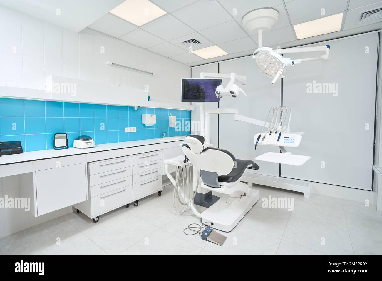 Modern interior of room with medical equipment in dentistry clinic ...