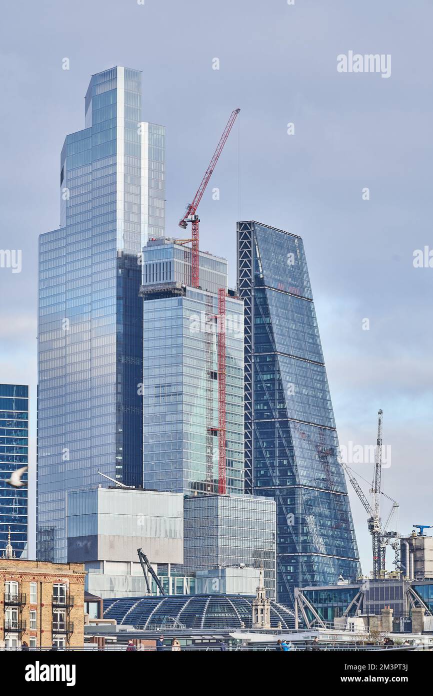 City of London skyscraper offices, behind the river Thames north bank ...
