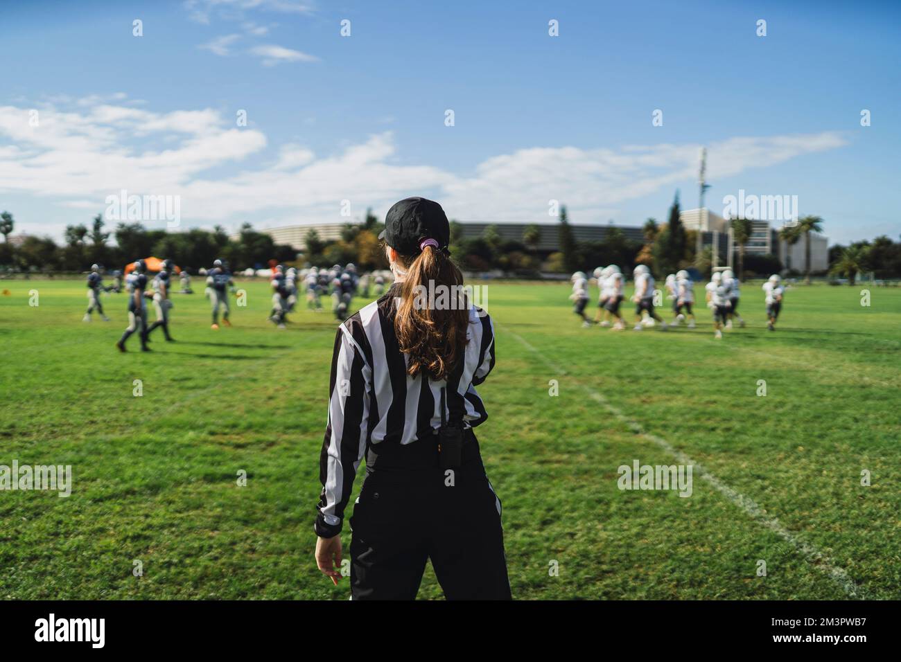 Female rugby referee hi-res stock photography and images - Alamy