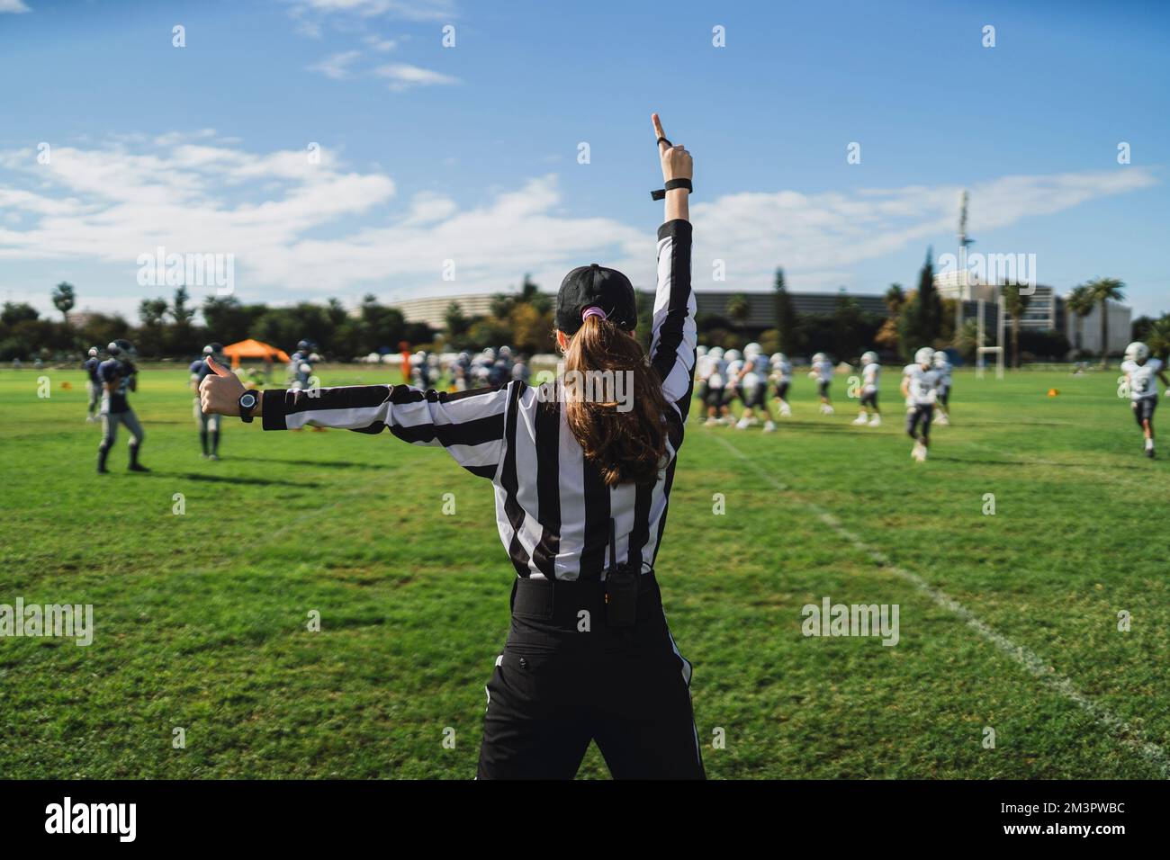 Female rugby referee hi-res stock photography and images - Alamy