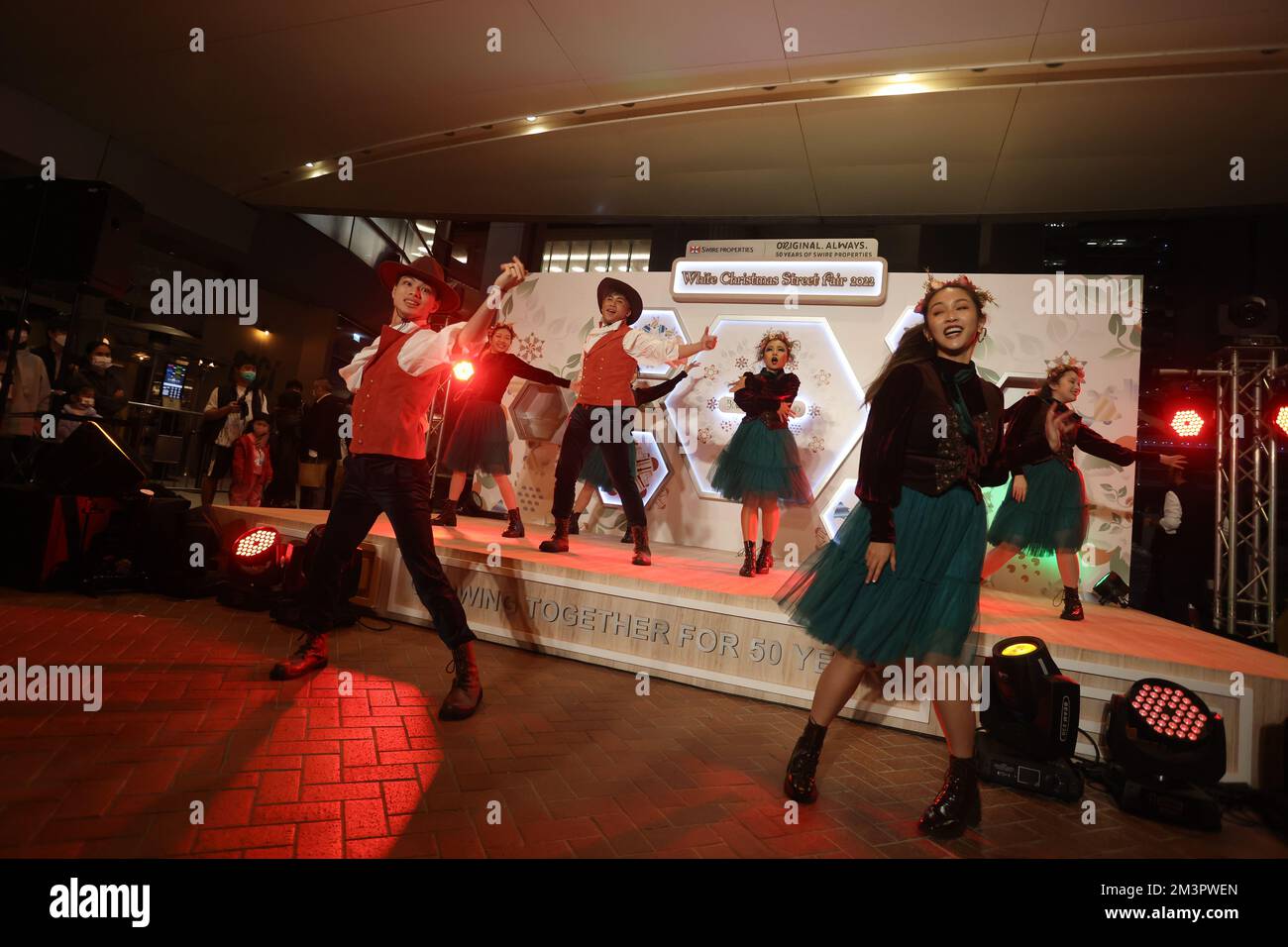 OSC White Christmas Street Fair 2022 lighting ceremony, with a ...