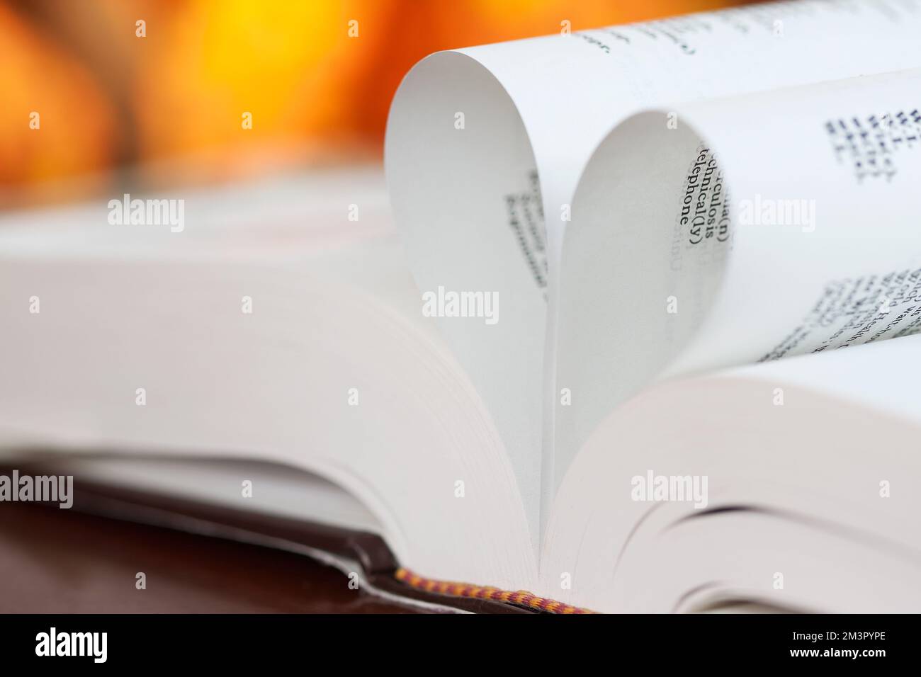 Art paper thickness hi-res stock photography and images - Alamy