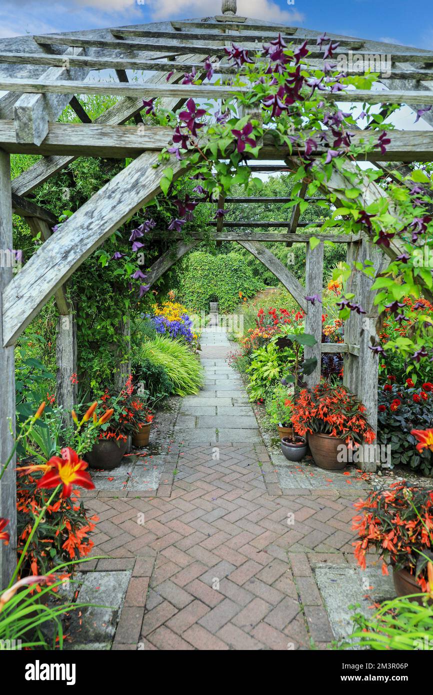 Old wooden pergola hi-res stock photography and images - Alamy