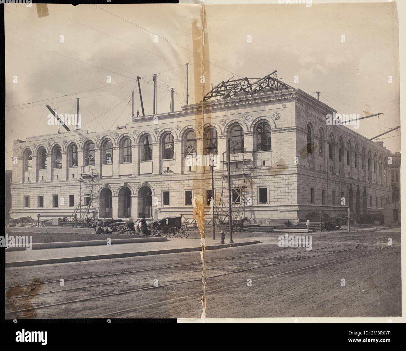 Roof construction and cornice, corner of Dartmouth and Boylston St ...