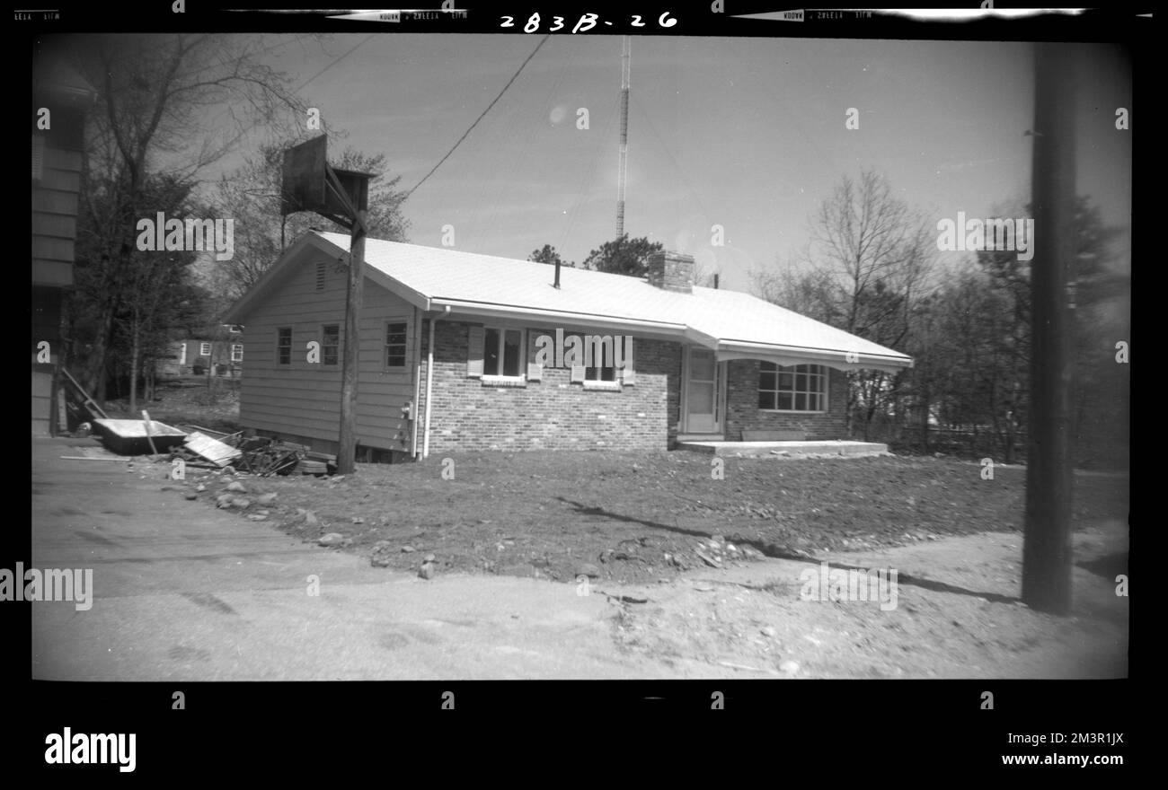 Roscoe Street #26 , Houses, Building construction. Needham Building ...