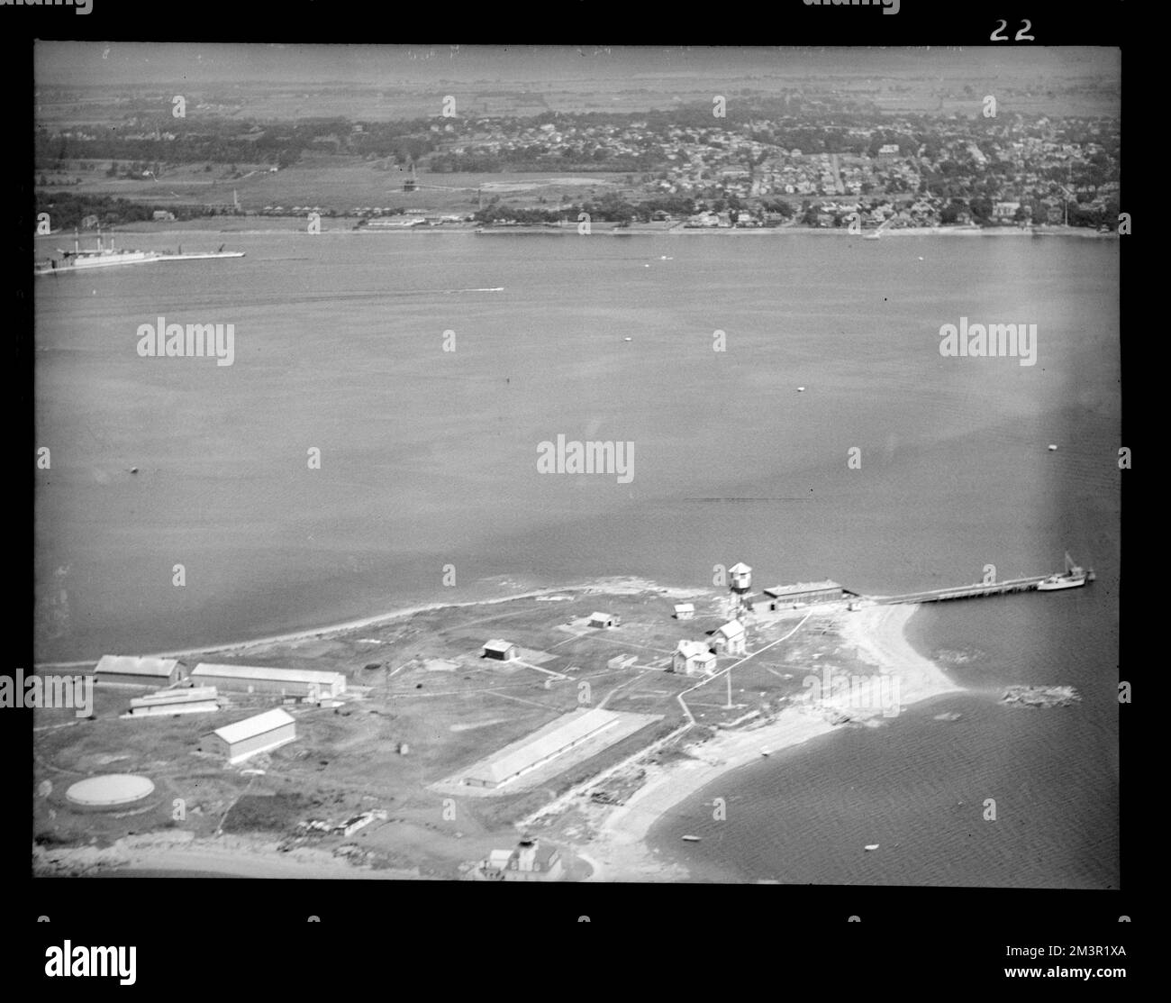 Newport ri architecture Black and White Stock Photos & Images - Alamy