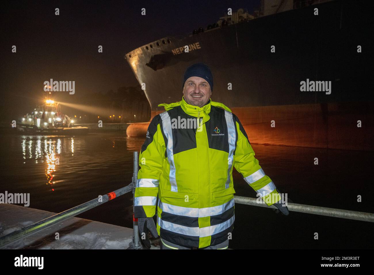 Lng ship hi-res stock photography and images - Alamy