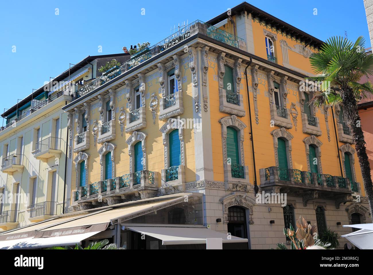Example of the historic architecture in Salo on Lake Garda. Italy ...