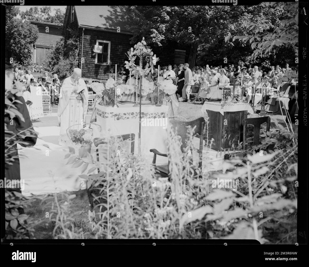 Sacred Heart Ukrainian Catholic Church , Priests, Outdoor religious ...
