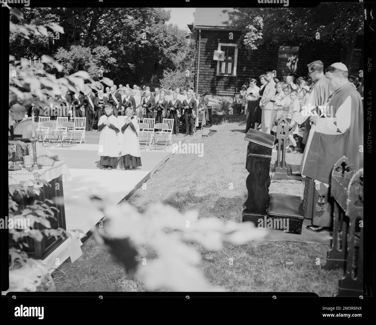 Sacred Heart Ukrainian Catholic Church , Priests, Outdoor religious ...