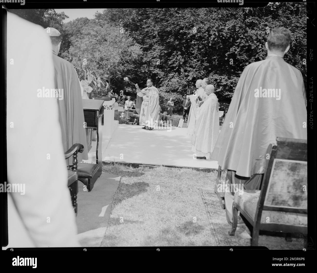 Sacred Heart Ukrainian Catholic Church , Priests, Outdoor religious ...