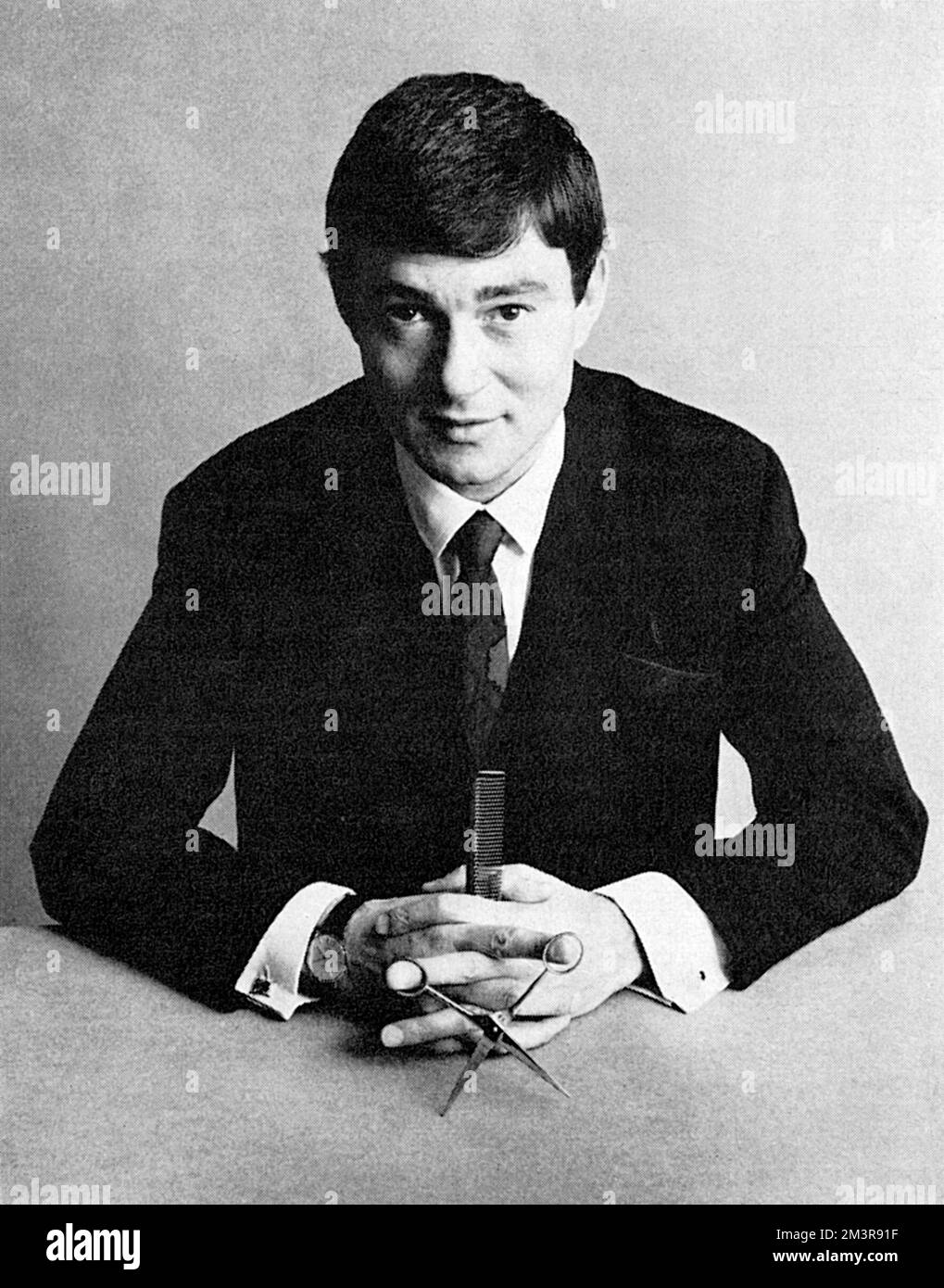 Vidal sassoon hairdressers Black and White Stock Photos & Images - Alamy