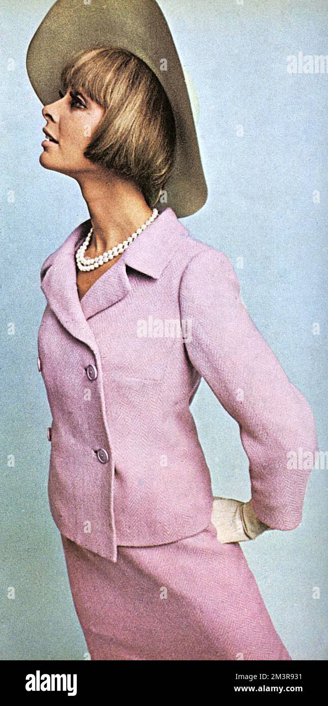 1960s london woman suit hi-res stock photography and images - Alamy