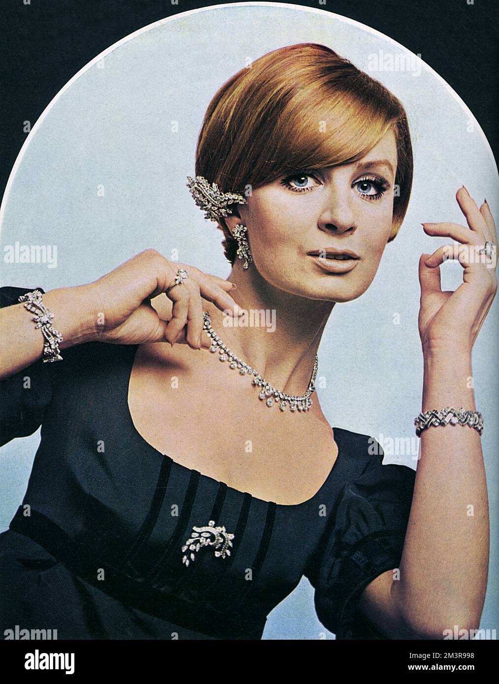 1966 london swinging 60s hi-res stock photography and images - Alamy