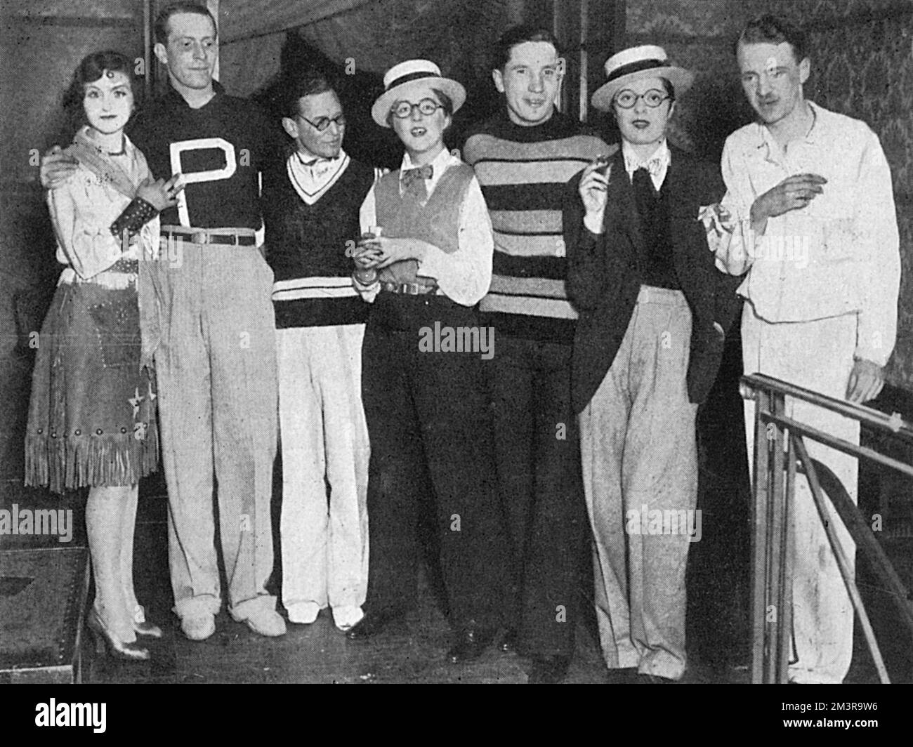 Bright young things 1920s hi-res stock photography and images - Alamy