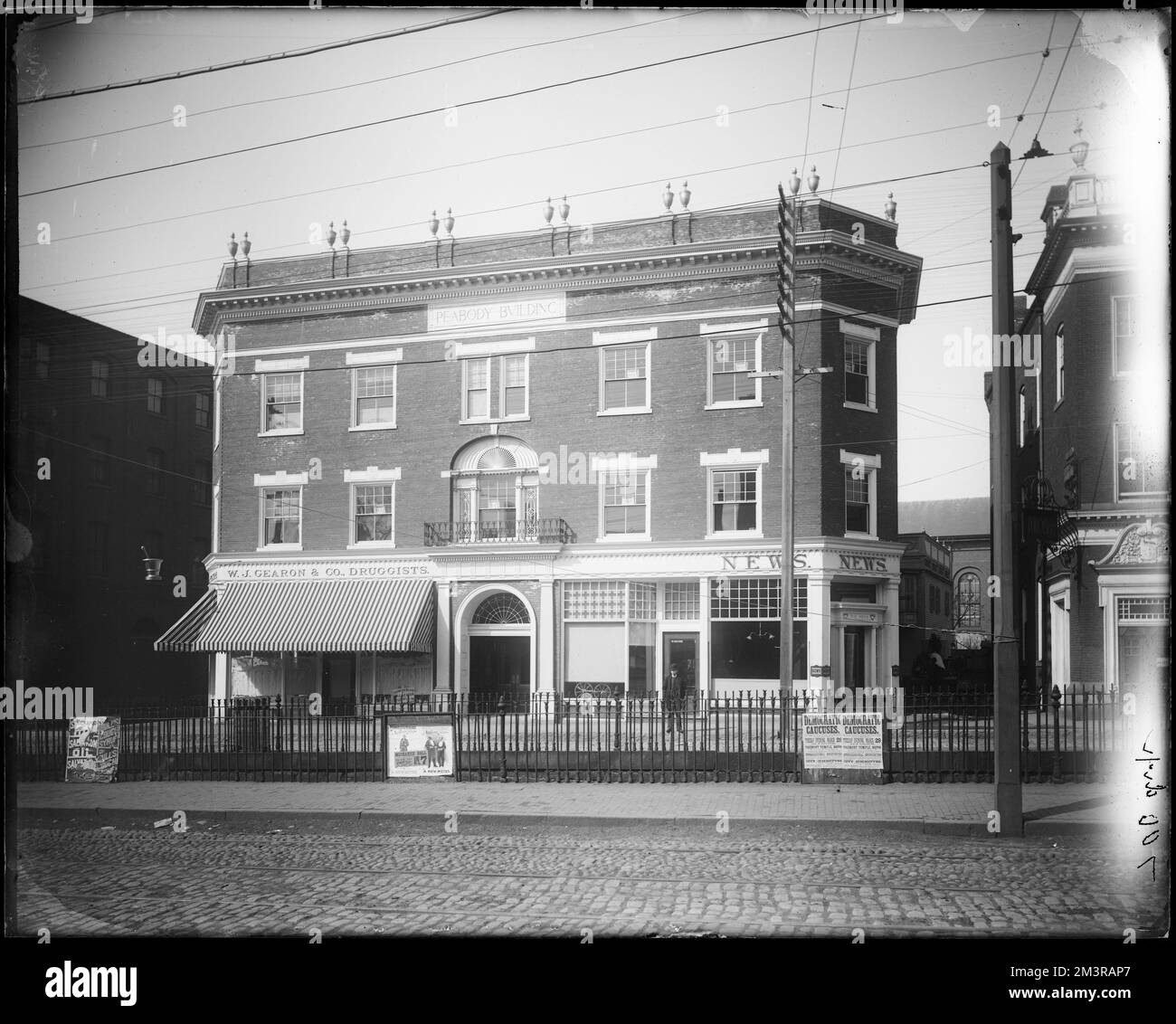 1900's news office hi-res stock photography and images - Alamy