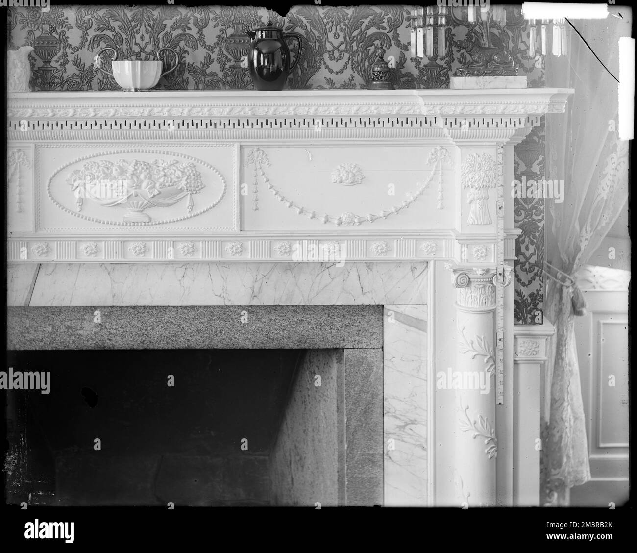 Salem, 128 Essex Street, interior detail, east parlor, corner section ...