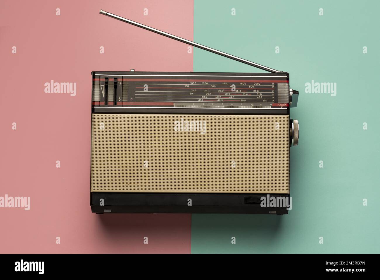 Retro broadcast radio receiver pink light blue background, Resolution ...