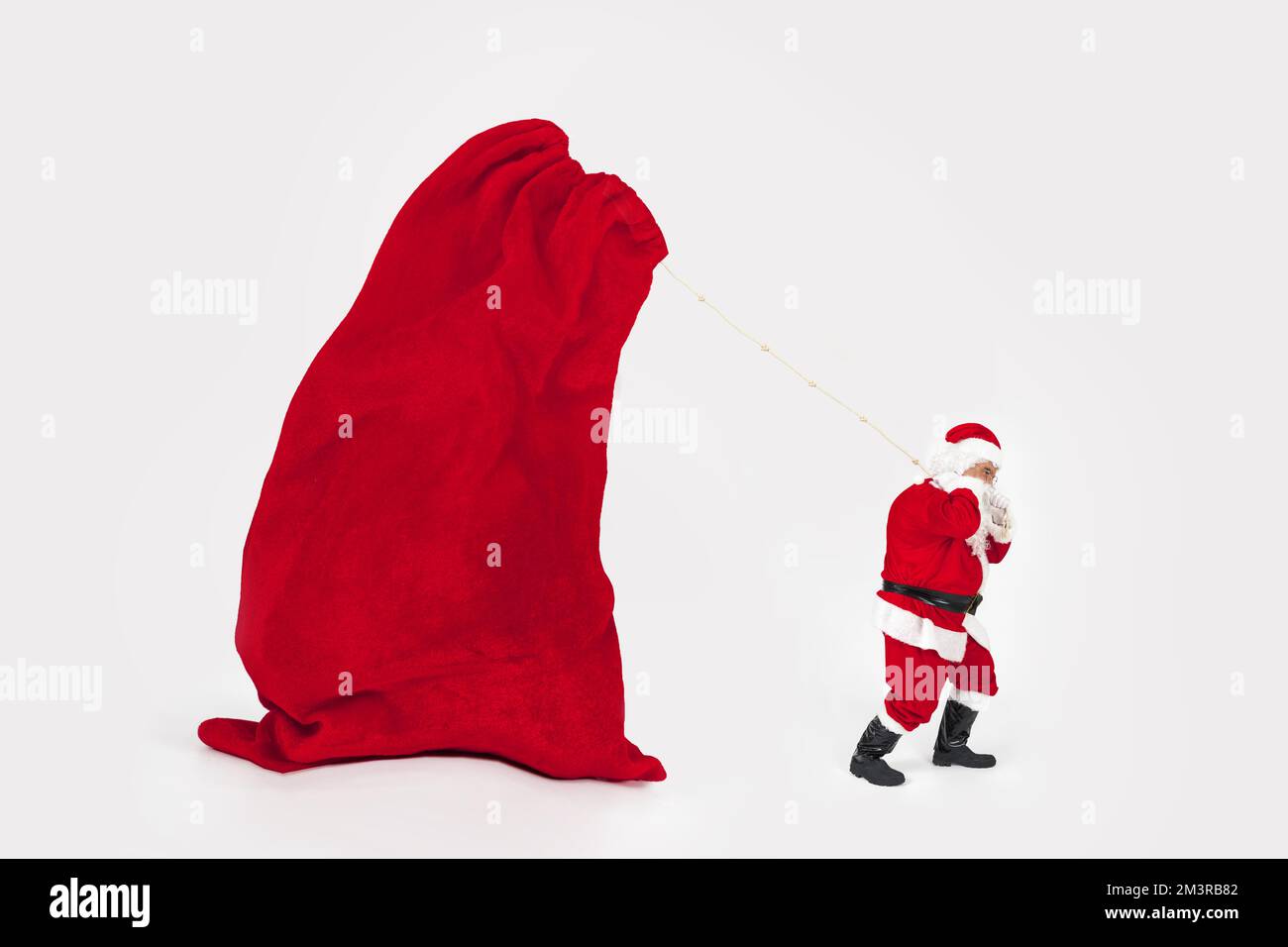 Dragging sack hi-res stock photography and images - Alamy