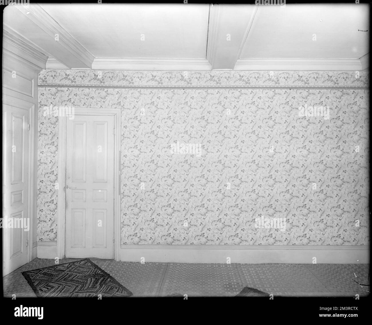 Salem, 168 Derby Street, interior detail, wallpaper, west front chamber ...