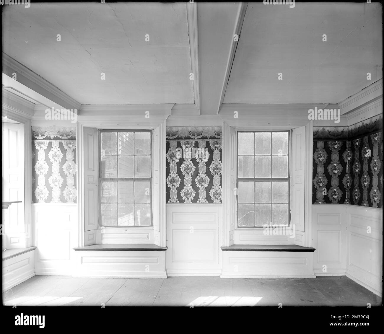 Salem, 168 Derby Street, interior detail, windows and wallpaper, east ...