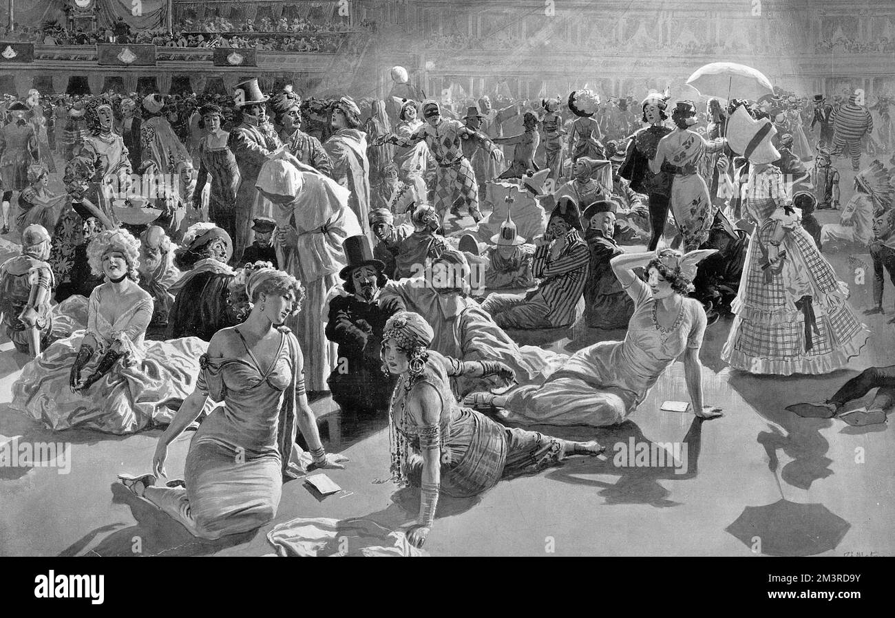The Chelsea Arts Club Costume Ball at the Albert Hall, 1912 Stock Photo ...