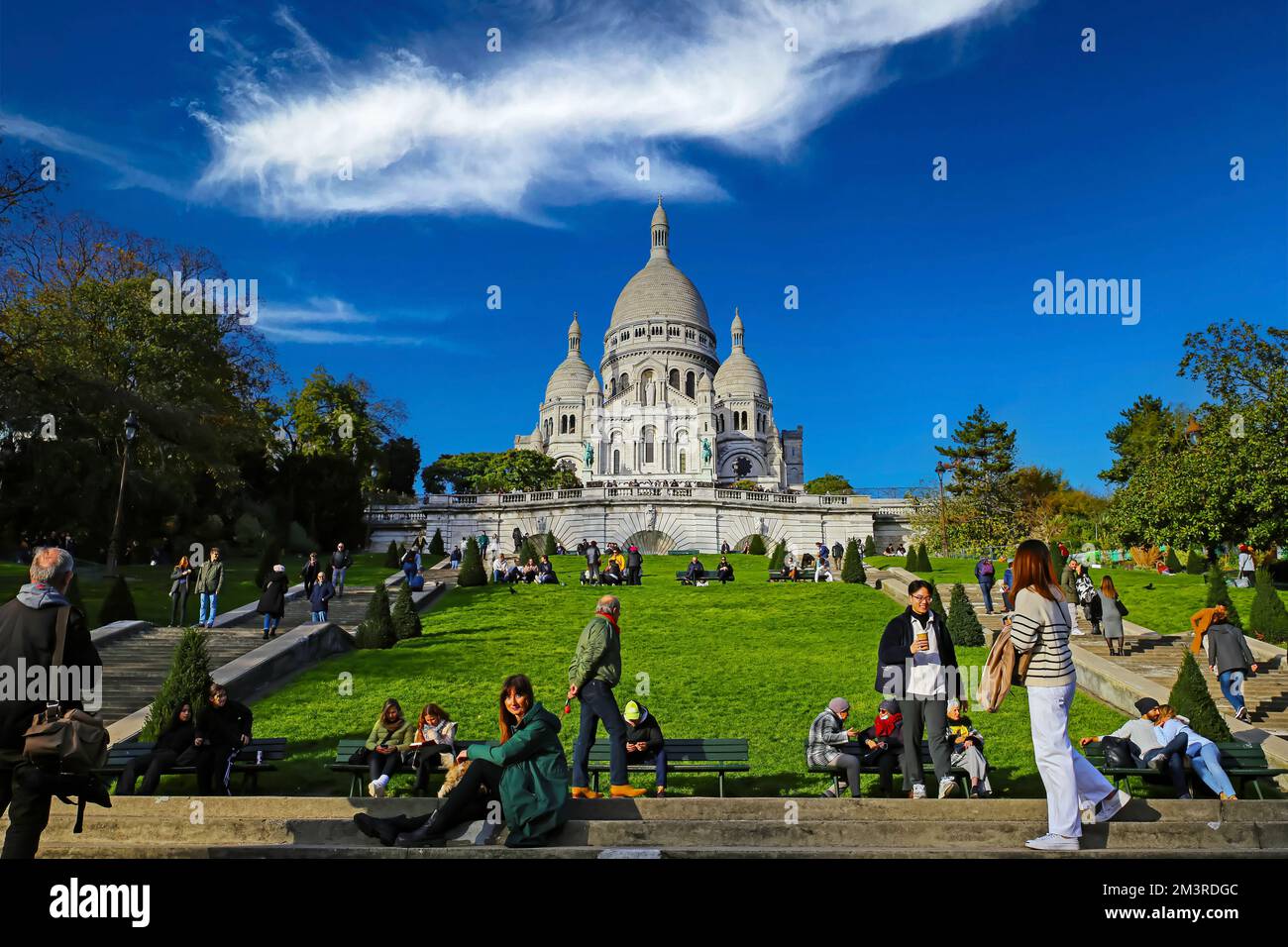 Paris, France - November 25. 2022: Beautiful hill on sunny autmn day ...