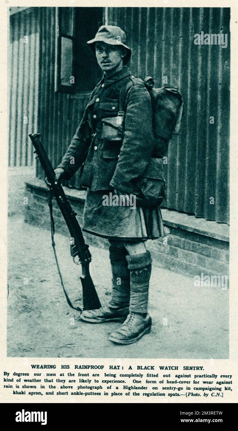 Highlander wearing rainproof hat 1915 Stock Photo - Alamy