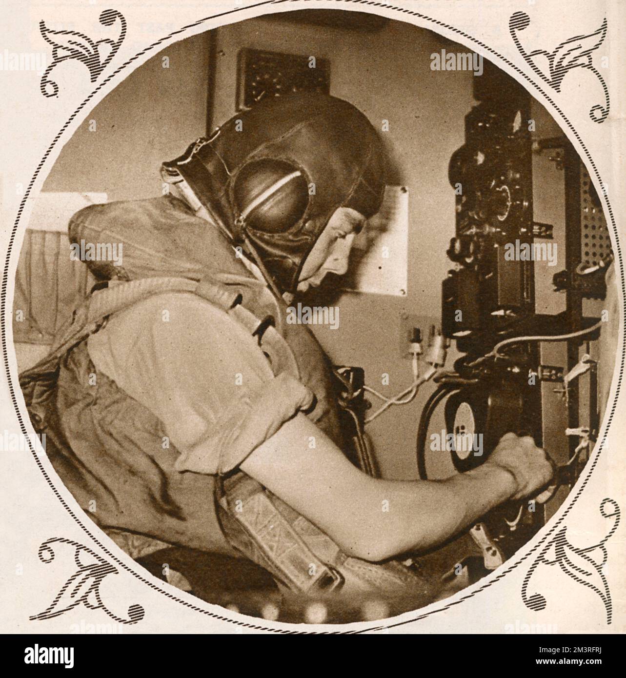 American radio operator ww2 hi-res stock photography and images - Alamy