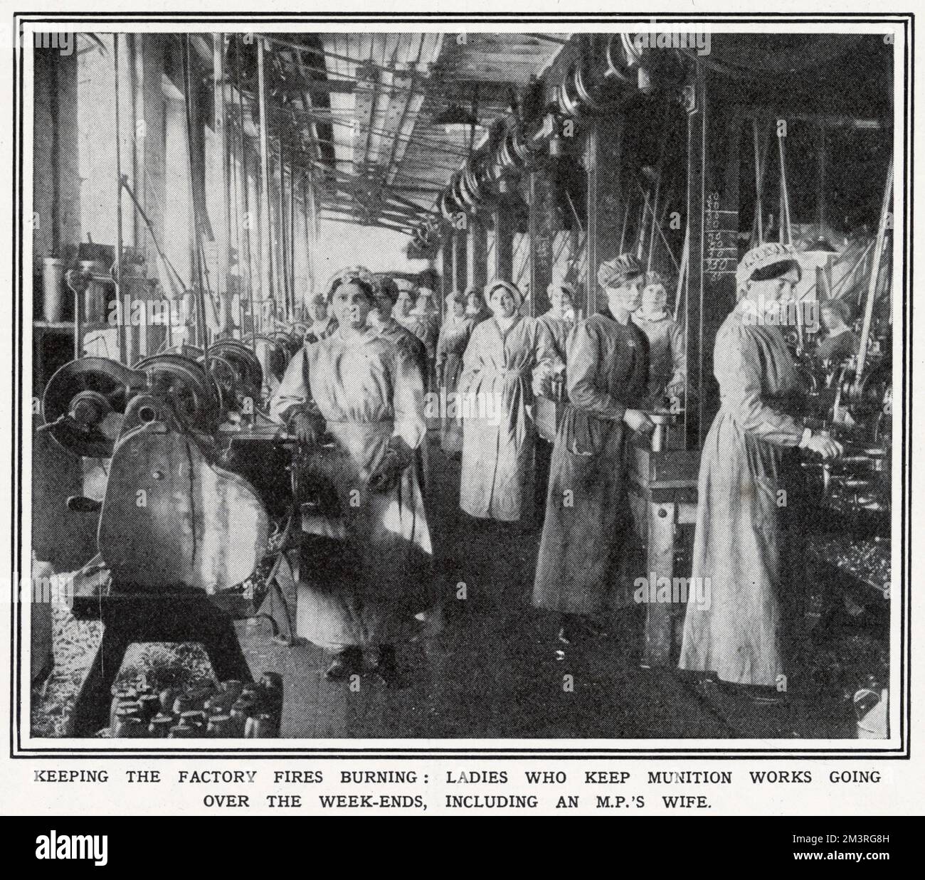 Female munitions workers, Scotland 1916 Stock Photo - Alamy