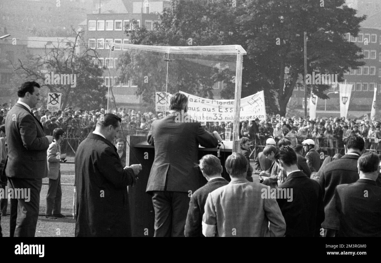 Election campaign appearances in 1969 by the radical right-wing NPD ...