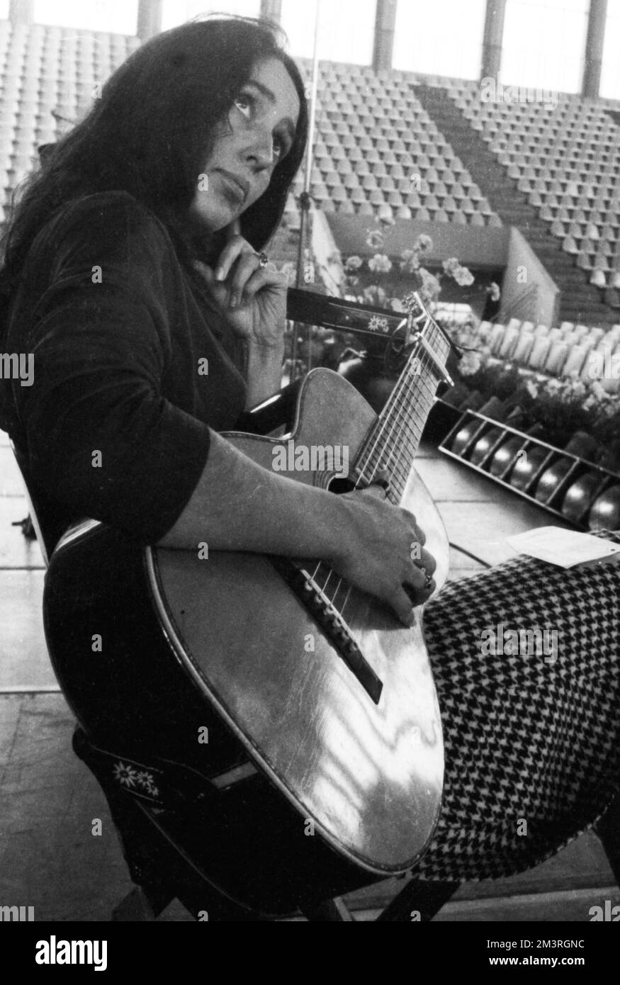 The presence and performance of US singer Joan Baez, here at the Easter ...