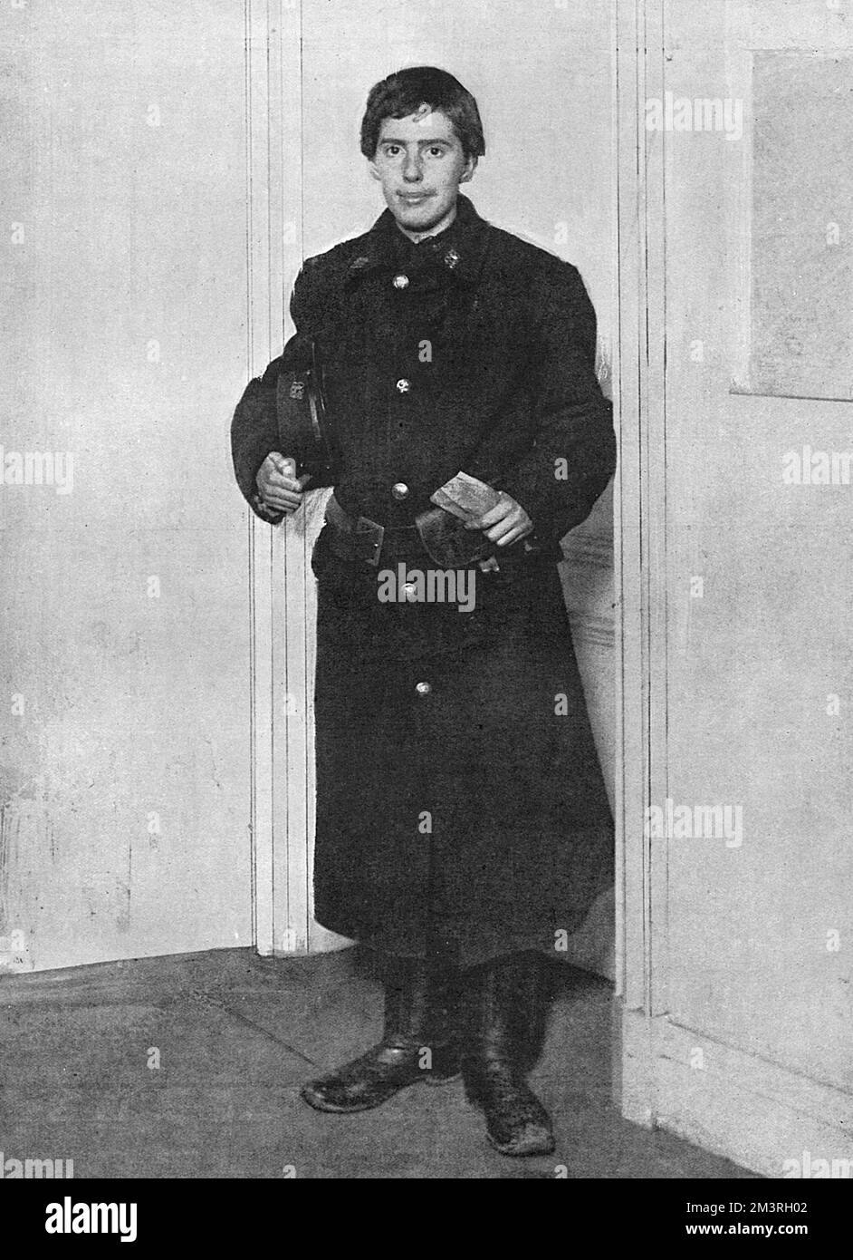 Suffragette Jessie Kenney as a telegraph boy Stock Photo - Alamy